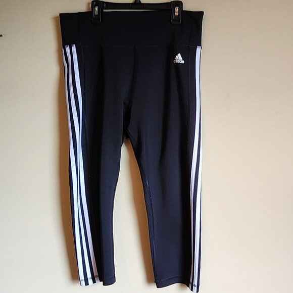 adidas | Pants & Jumpsuits | Adidas Capris Workout Womens Black Side ...